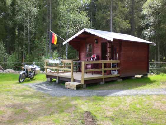 Skogslund Camping. Campingstugor och tältplats. Nya camping mitt i ...