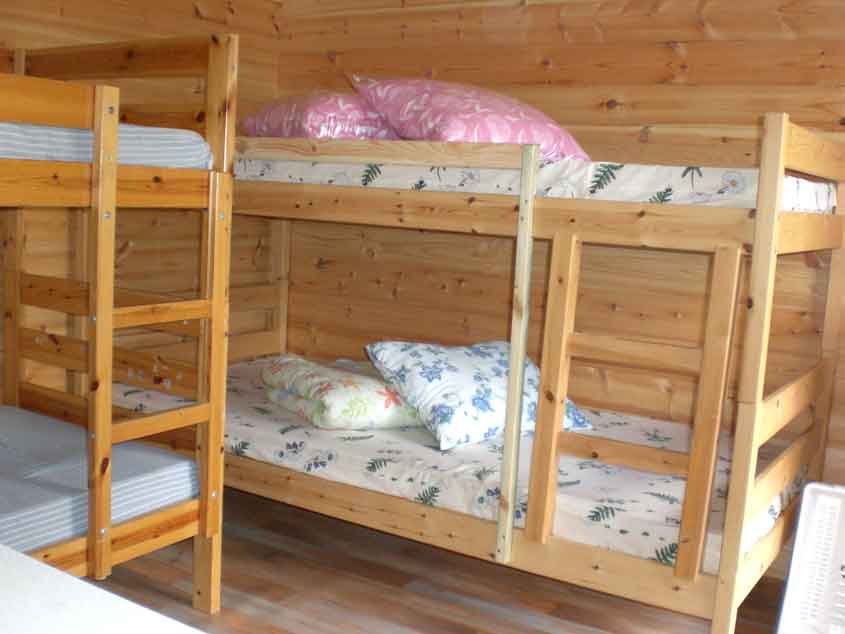 Skogslund Camping. Campingstugor och tältplats. Nya camping mitt i ...