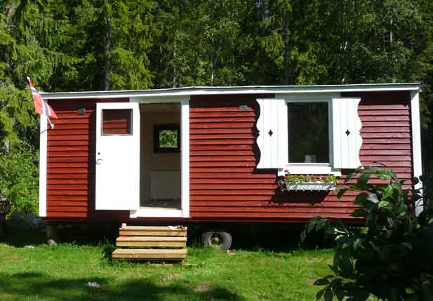 Skogslund Camping. Campingstugor och tältplats. Nya camping mitt i ...